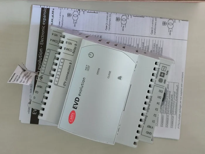CAREL EVD Evolution Universal Controller (EVD0000E10) - Rashid Engineering